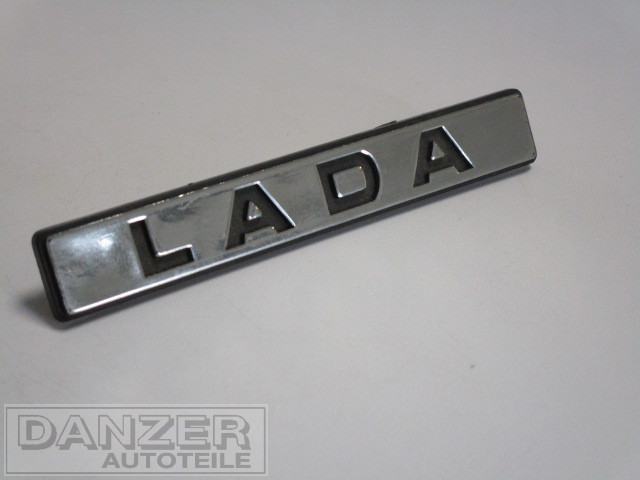 Schriftzug / Typzeichen "LADA " Danzer DDR-Autoteile